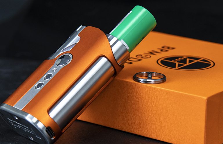 Avis Tomahawk SBS & Squonk : la box BP Mods à double tranchant ...